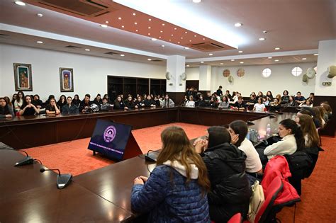 УНСС Ден на отворените врати за Професионална гимназия по дизайн