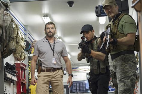 Chappie Stars Discuss Robot Fights Animated Butlers And Mullets Newsweek