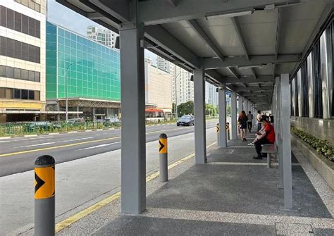 I Recognise Downside Of This Arrangement Transport Minister Chee Responds To Fuss On Bus Stop
