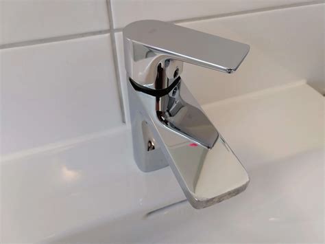 How To Remove Bathroom Faucet Handle Without Screws Storables
