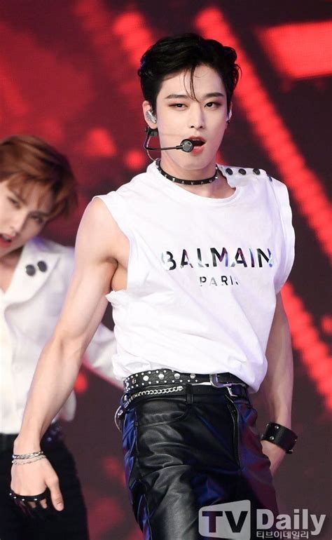 Kpop Sexy Guys