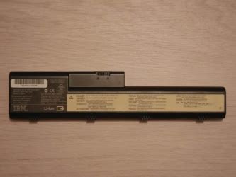 IBM ThinkPad A21m Clous