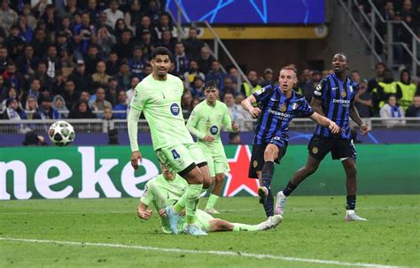 Inter Edge Barcelona In Seven Goal Thriller To Reach Champions League