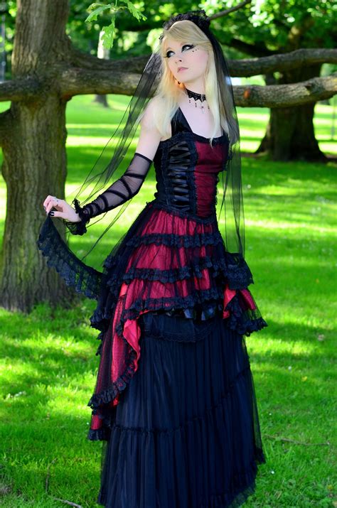 What Is A Gothic Romantic At Lilly Armstrong Blog