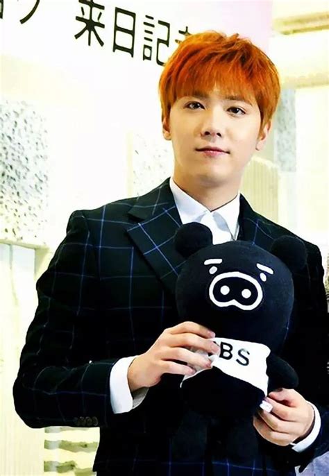 Lee Hong Ki Severely