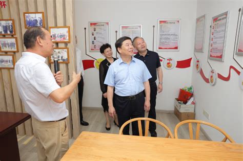 江苏民政厅 图片新闻 谢晓军在镇江市调研基层社会治理和民生保障工作