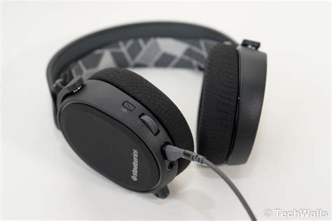 Steelseries Arctis 3 Gaming Headset Review Analog Headset With