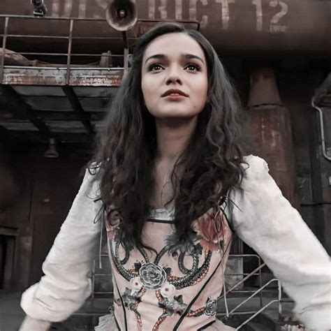 𝘓𝘶𝘤𝘺 彡 𝘵𝘩𝘨 ╰┈ ˋˏ 𝐵𝑋𝑊𝐼𝐷𝑂𝑊 ˎˊ ⌖ ━━━━━ ⌖ Hunger Games Hunger Games