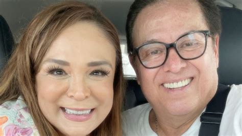 Brenda Y Mario Bezares Con Grandes Celebridades De La Farándula Así