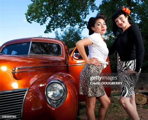 Pin Up Girls Hot Rods