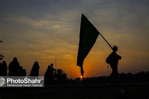 ۱۱ کاروان زائران پیاده در جاده‌های خراسان رضوی به سمت مشهد مقدس حرکت کردند ۵ شهریور ۱۴۰۳