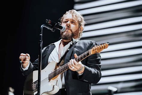 The 17 Best Male Country Singers Of All Time A Definitive List
