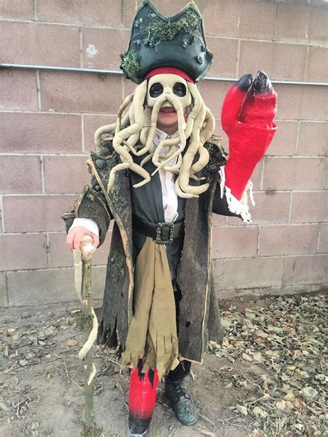 25 Last Minute Diy Pirate Costume Ideas 2024 Blitsy