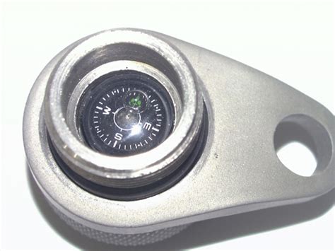 Buck 184 Buckmaster Compass Detail