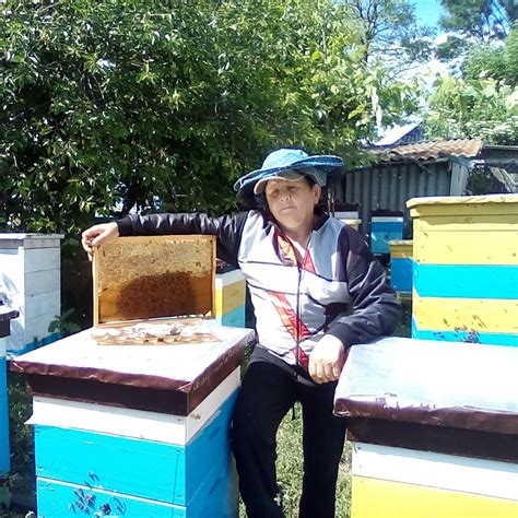 Володимир Подільський Пасічник Youtube