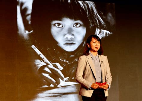 31年了！「大眼睛」女孩，再次走红…… 苏明娟 大学 生活