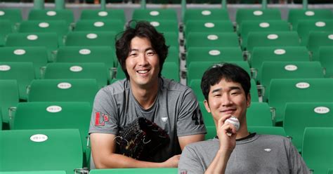 Ssg 문승원·박종훈 이제 우리만 잘하면 우승팬들 성원에 보답할 것 한가위 인터뷰