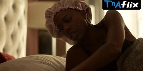 Issa Rae Underwear Scene In Insecure Tnaflix Com