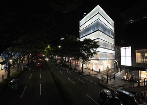 Sanaas Dior Omotesando Store Receives Peter Marino Refit