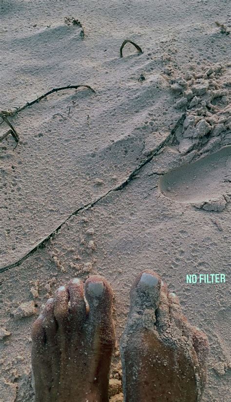 Elle Macpherson Nude And Lesbian Sex Scenes Scandal Planet