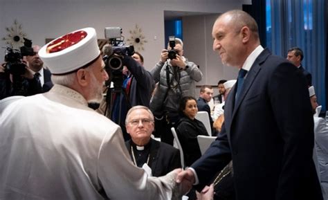 Президентът Румен Радев поздравява мюсюлманската общност в България по случай празника Рамазан