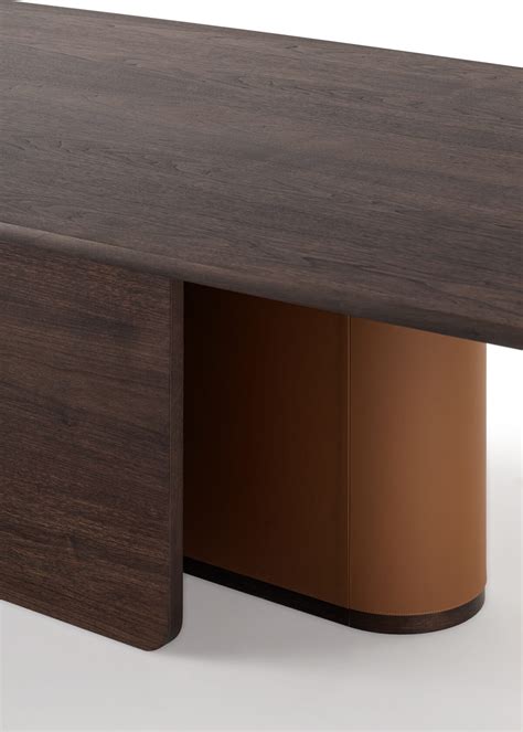 Sophisticated Echo Table Italian Designer And Luxury Furniture At Cassoni