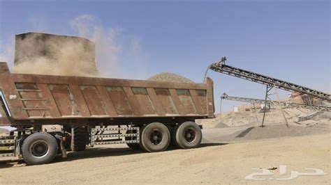 قلاب تريلا لتوريد مواد البناء داخل رابغ حراج