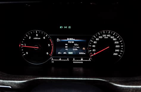 자동차 기어 변속 인히비터 스위치 역할과 고장 증상은 픽플러스