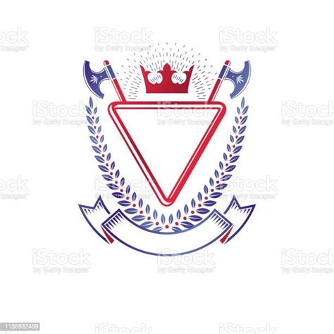 로얄 크라운 요소 축과 고급 리본으로 구성 된 그래픽 엠 블 럼 무기 장식 기호 고립 된 벡터 일러스트 레이 션의 전 령 코트 고대의에 대한 스톡 벡터 아트 및 기타 이미지