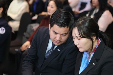 Гэр бүл Гэр бүл хөдөлмөр нийгмийн хамгааллын яам