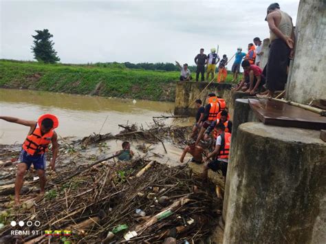 ရေကြီးရေလျှံမှု မဖြစ်ပေါ်စေရန်အတွက် ကင်မွန်းခြုံကျေးရွာရှိ ရေထိန်းတံခ