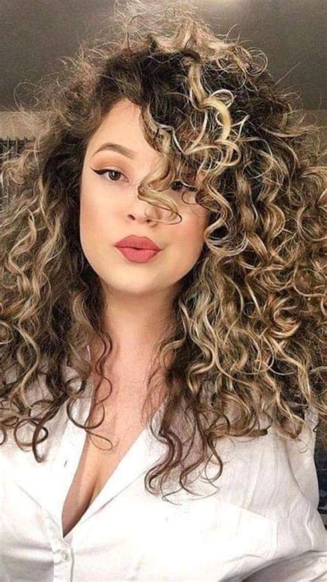 Samantha Corrells Instagram Twitter And Facebook On Idcrawl