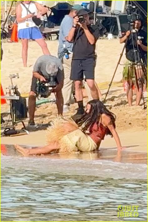 Moana Live Action Movie Set Photos Catherine Laga Aia Films Beach Scene In Hawaii Photo