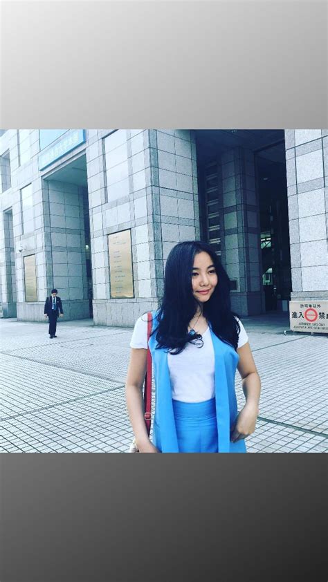 Дуучин Х Мөнгөнцэцэг фэйсбүүкээс дайжив ТАС МН