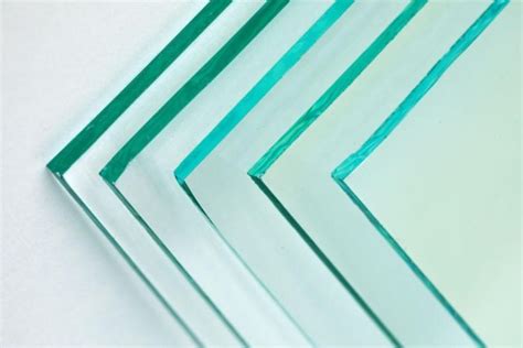 Difference Between Acrylic Plexiglass Vs Polycarbonate Lexan Glass