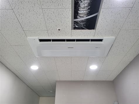 수원 사무실 삼성 천장형 에어컨 설치 깔끔한 마무리 천장형 에어컨 1way 4way 냉·난방기 시스템 에어컨 전문 주아이티글로벌 시공 사례