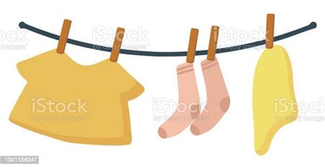 밧줄에 매달려있는 의류의 다양한 항목 흰색 배경에 고립 된 벡터 일러스트레이션 세탁물은 건조 플라스틱 옷핀으로 개최됩니다 0명에