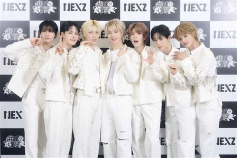 日本武道館でライブを行ったnexzの（左から）yu、haru、so Geon、tomoya、yuki、hyui、seita スポニチ Sponichi Annex 芸能