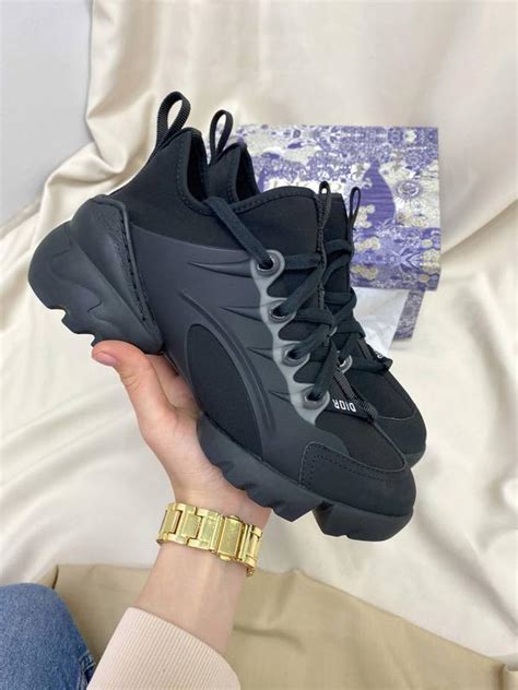 Крутые женские кроссовки — ціна 2350 грн у каталозі Кросівки Купити жіночі речі за доступною