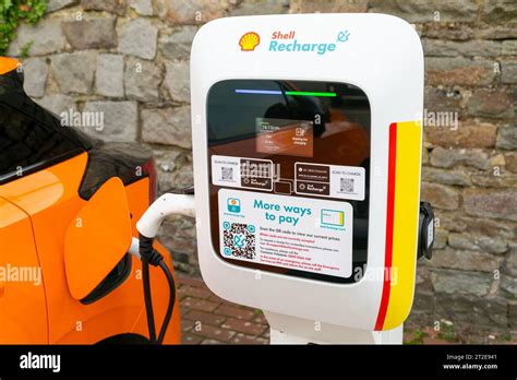 Shell Recharge Electric Car Vehicle Electrical Charging Point