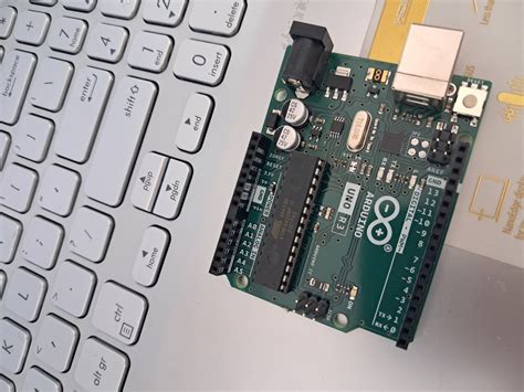 Placa De Dezvoltare Arduino Uno Rev3 Bitmiro