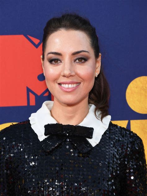 Aubrey Plaza 2019 Mtv Movie And Tv Awards In La • Celebmafia