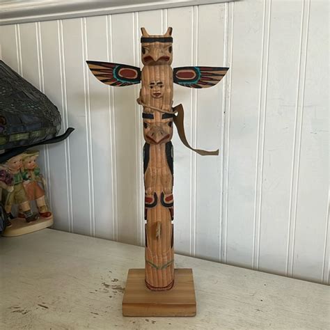 Hand Crafted Accents Native American Pacific Northwest Carved Wood