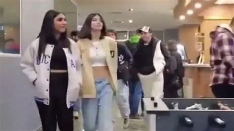 ویدئوی لختی دختران بی حجاب در اپال تهران فیلم فیگار