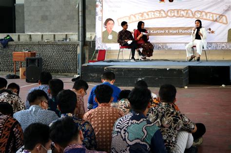 Osis Sma Bss Gelar Tiga Lomba Untuk Peringati Hari Kartini Dan Hari