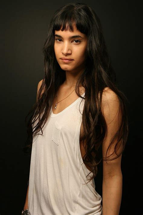 Impresionante Sofia Boutella Hd