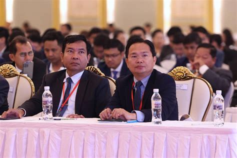 ក្រសួងមុខងារសាធារណៈ ធ្វើរបាយការណ៍លទ្ធផលការងារជូនមន្ត្រីក្រោមឱវាទទូទាំងប្រទេស សារព័ត៌មាន នគរវត្ត