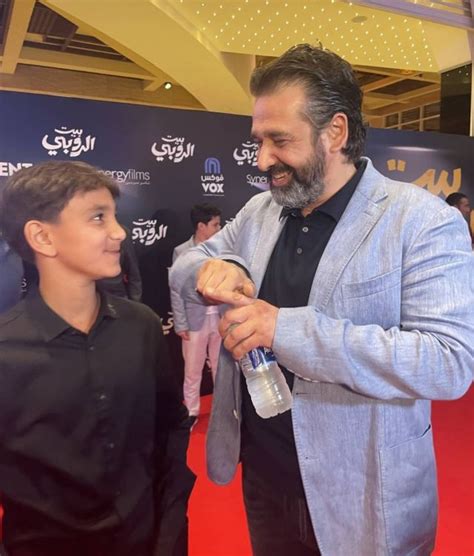 نجل كريم عبد العزيز يكشف موقف والده من عمله بالتمثيل فيديو مجلة لها