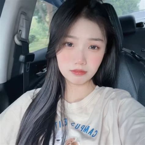 雯雯 wen w027 Threads Say more