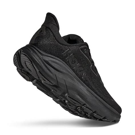 Mens Clifton 10 Sneakers In Black Little Burgundy